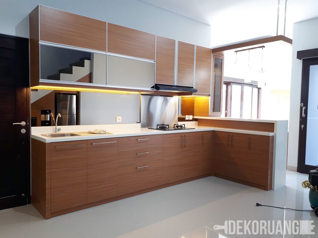 10 Desain Kitchen Set Minimalis Paling Cocok Untuk Rumah Anda ...